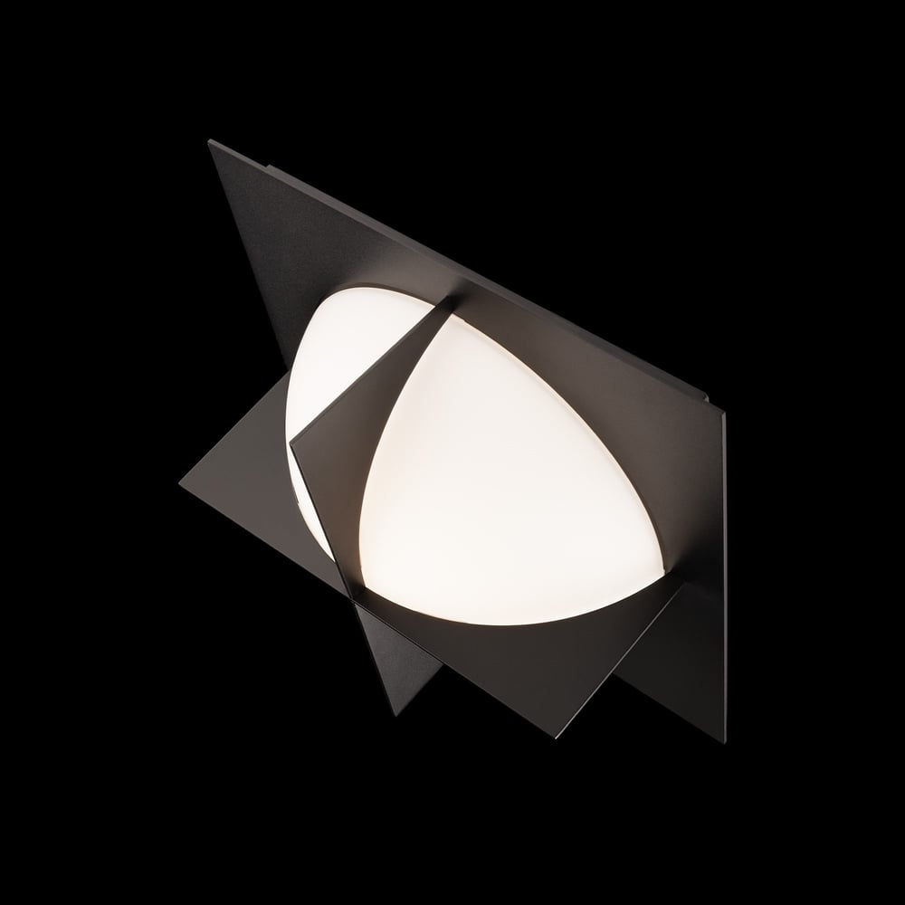 Modern Forms Echelon Flush Mount | Lightopia