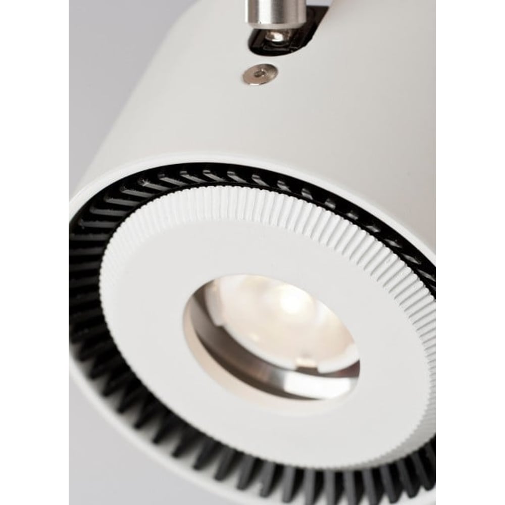 Visual Comfort Modern ISO Monopoint Track Head | Lightopia