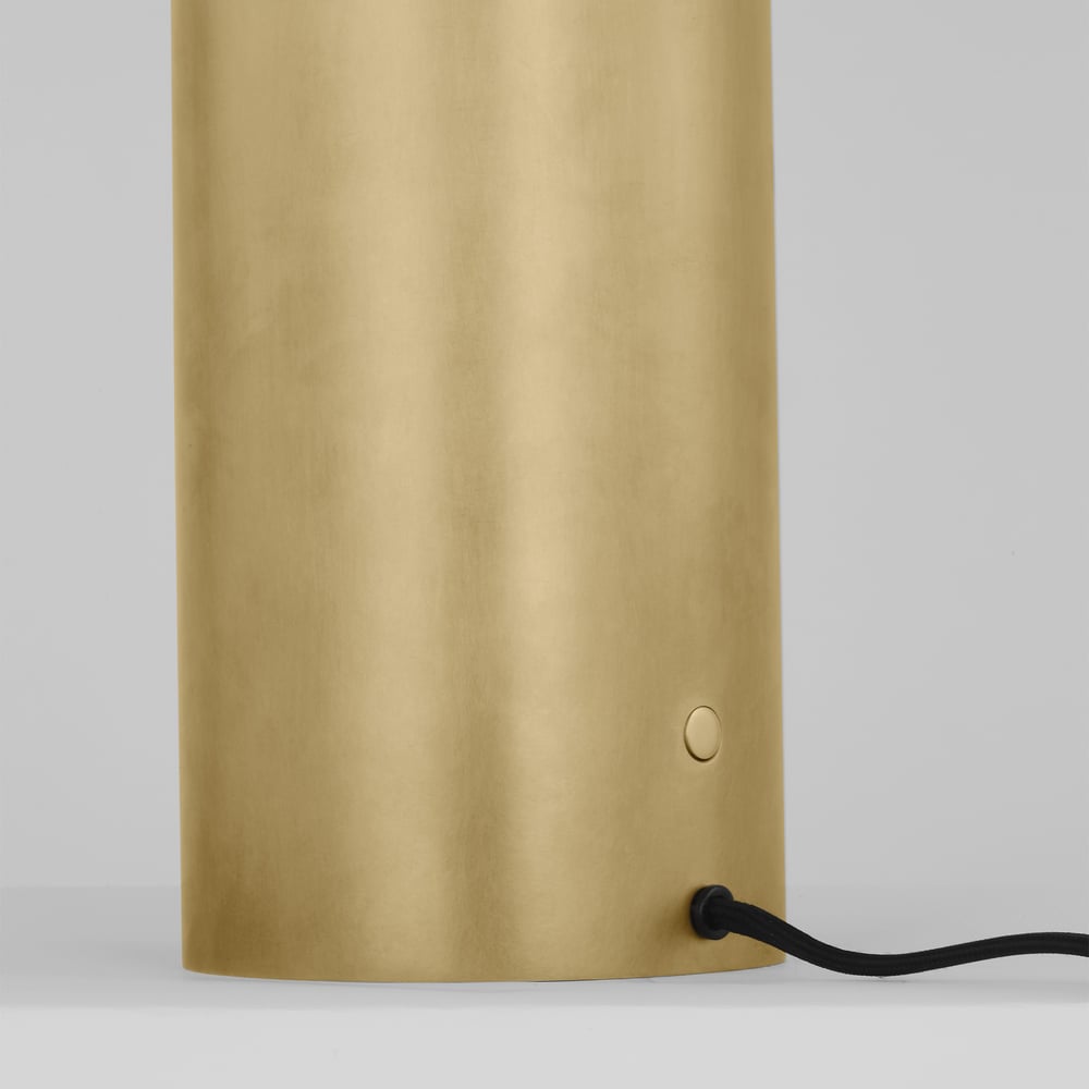 Visual Comfort Modern Louver Table Lamp | Lightopia