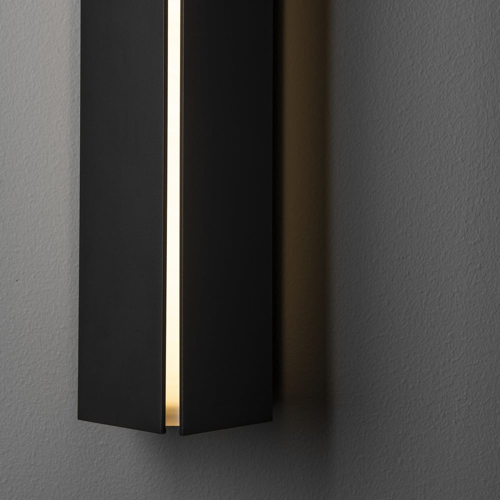 Hubbardton Forge Gallery LED Wall Sconce | Lightopia