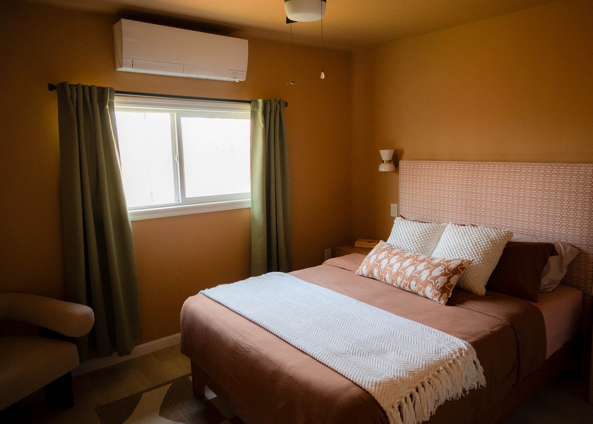 Mitzi Gillian Wall Sconce | Lightopia