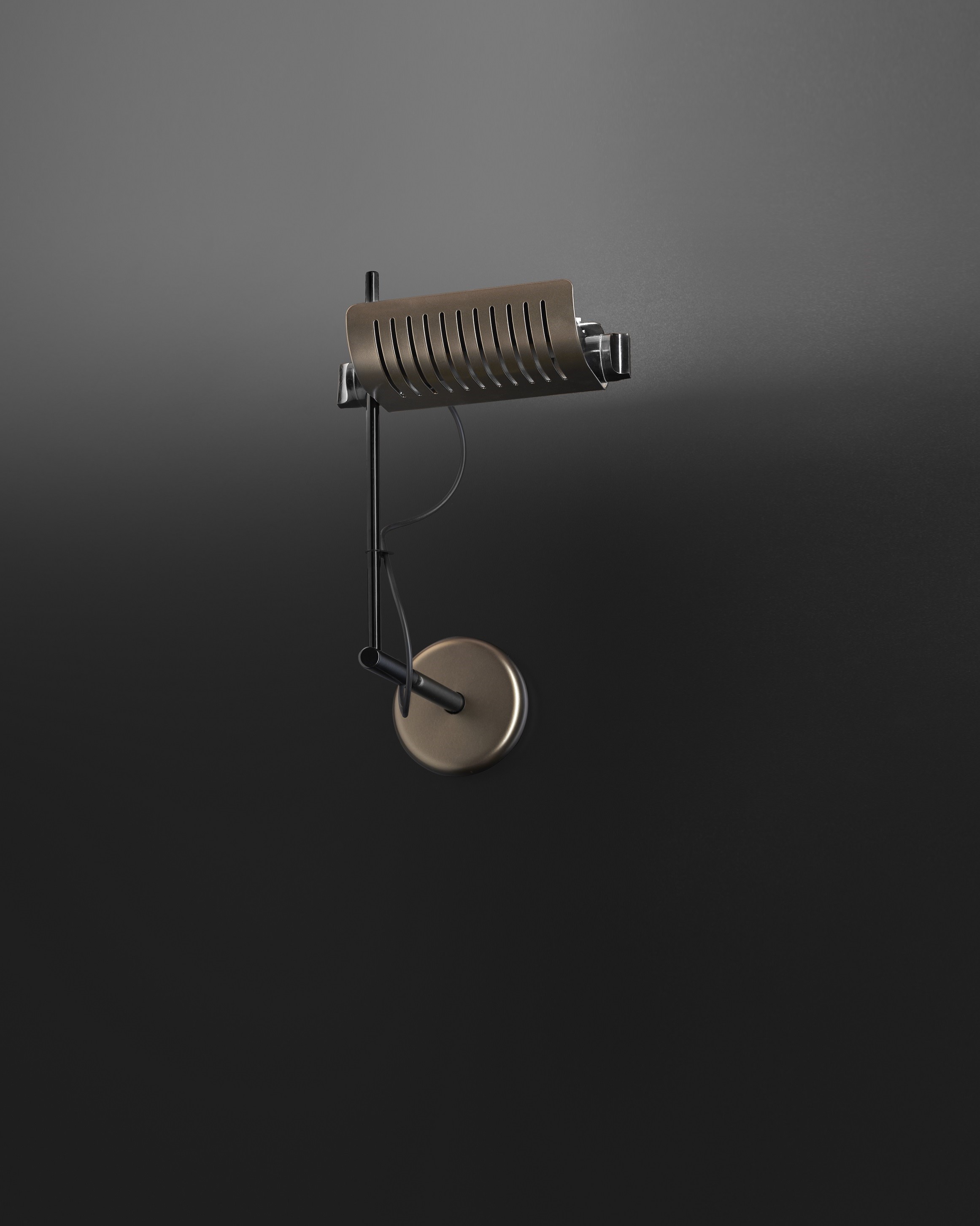 Oluce Colombo Wall Lamp | Lightopia