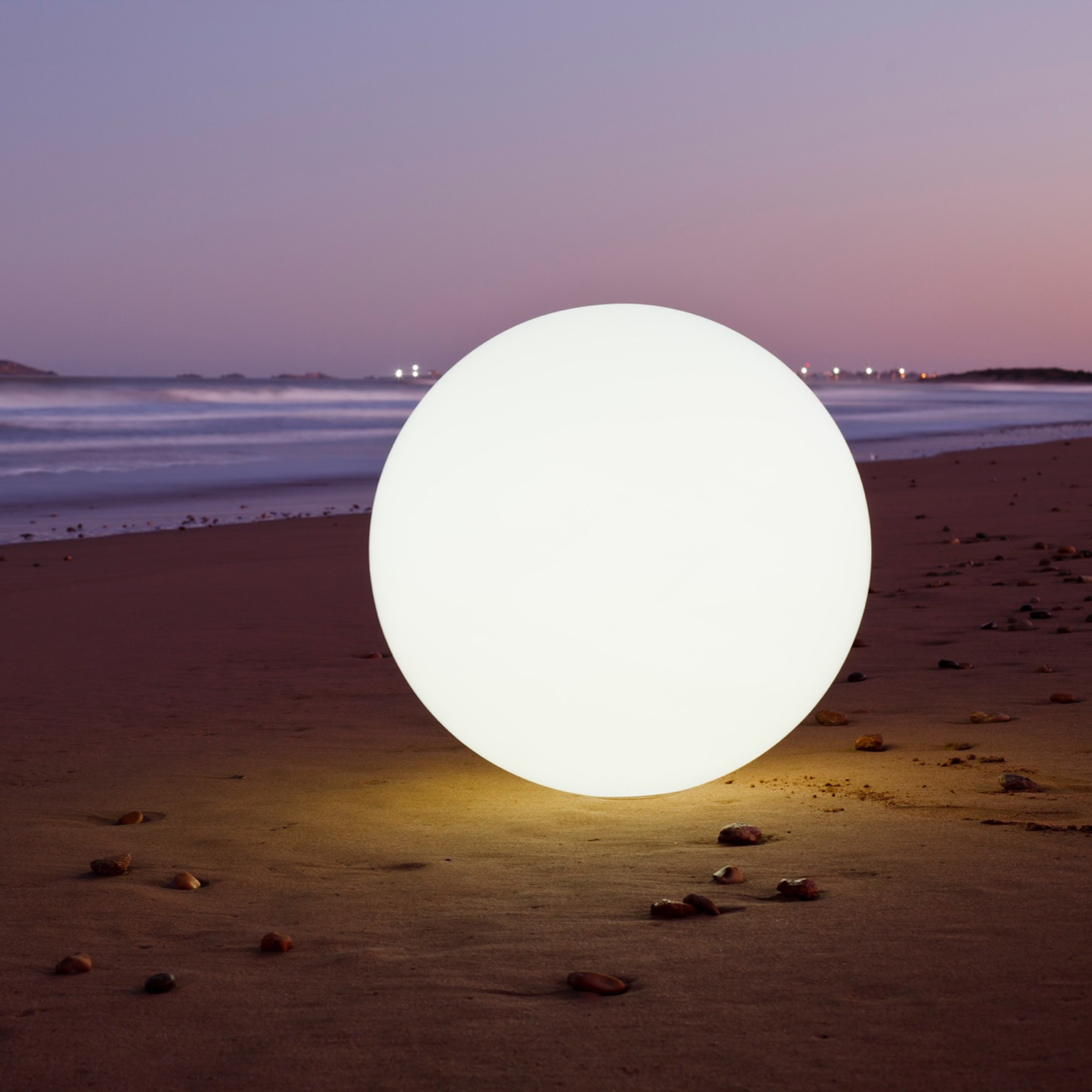 Smart & Green Globe Bluetooth Indoor/Outdoor LED Lamp | Lightopia